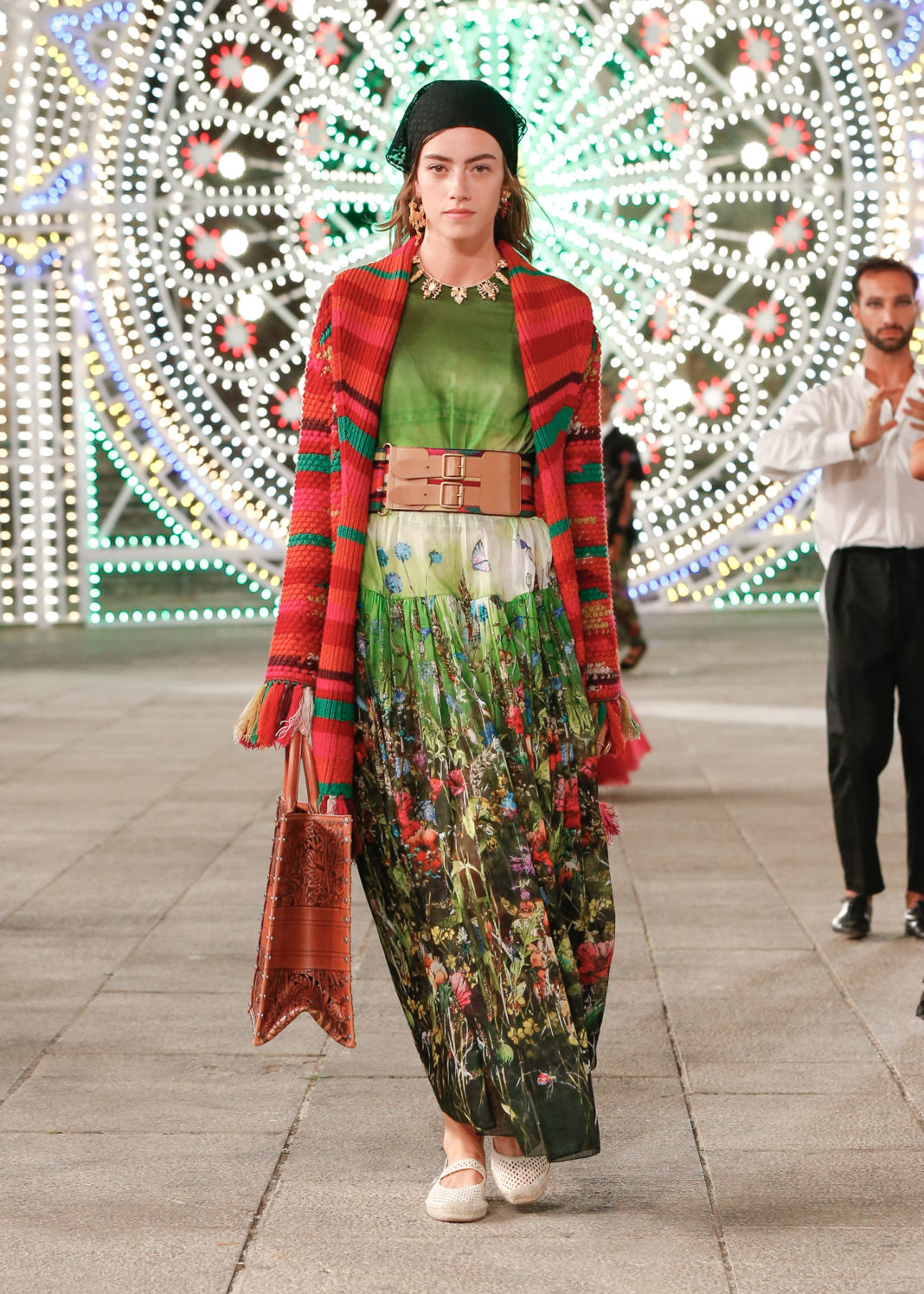 Dior Cruise 2021: tutti i look della sfilata a Lecce | Fashionpress.it