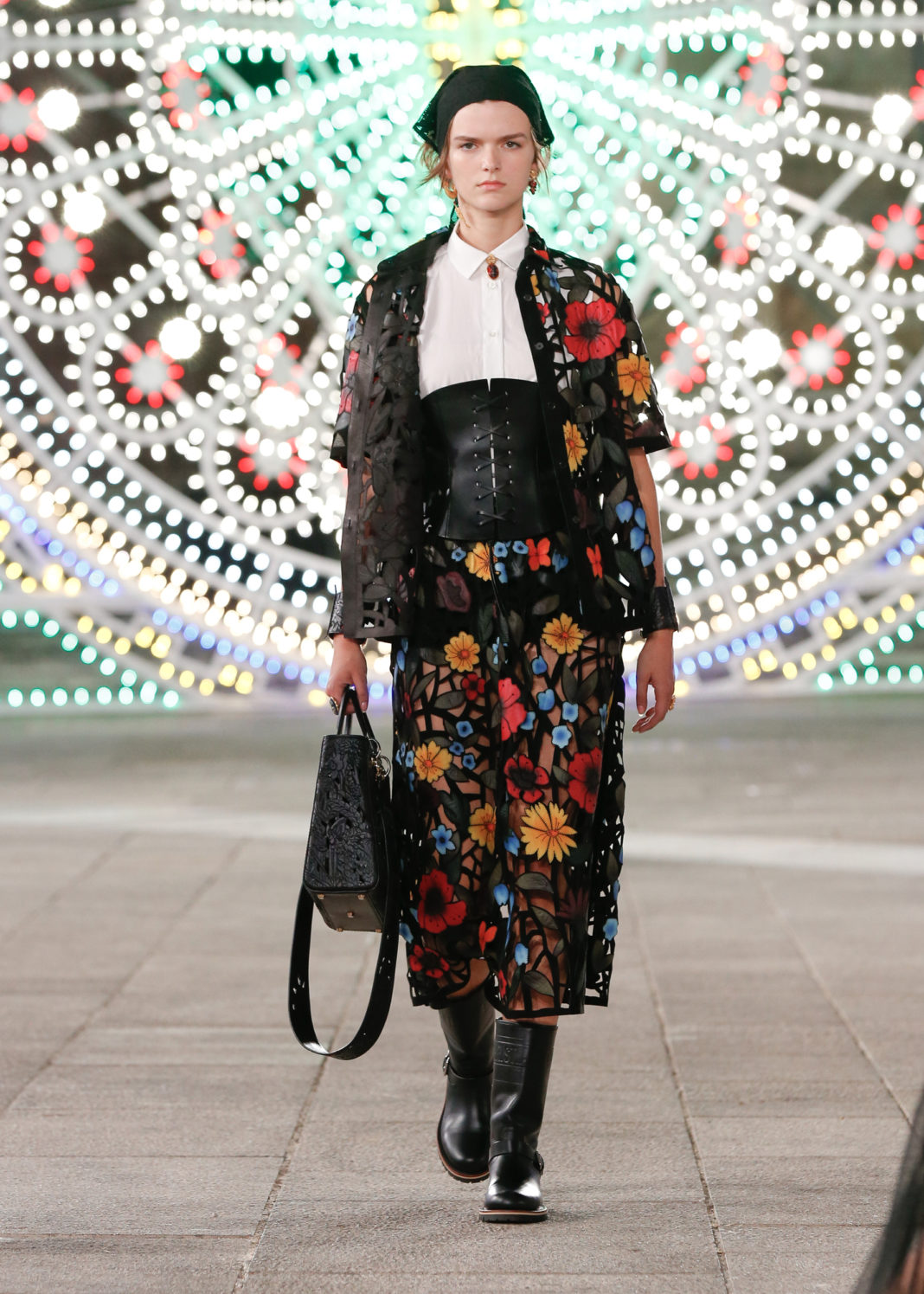 Dior Cruise 2021: tutti i look della sfilata a Lecce | Fashionpress.it
