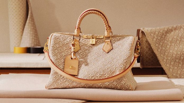 Louis Vuitton Monogram Emblème
